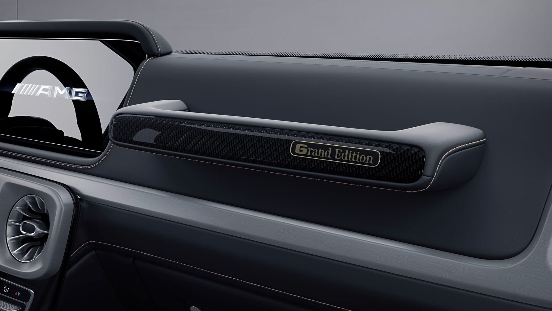 Mercedes-AMG reveals limited edition G63 with gold wheels and decals ...