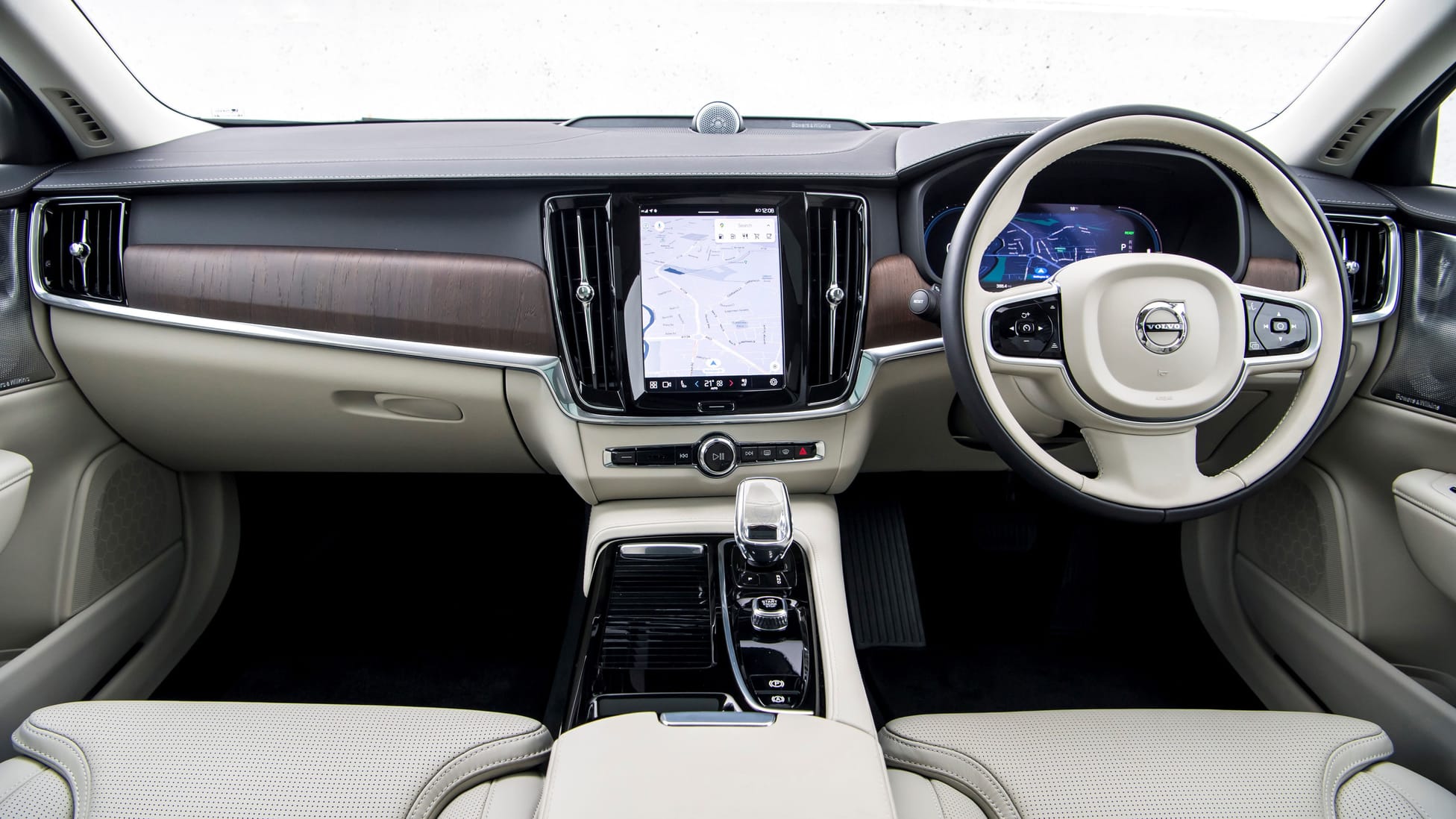 Volvo V90 Driving, Engines & Performance | Top Gear