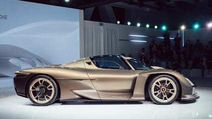 The new Porsche Mission X is a fully-electric hypercar ready to smash ...