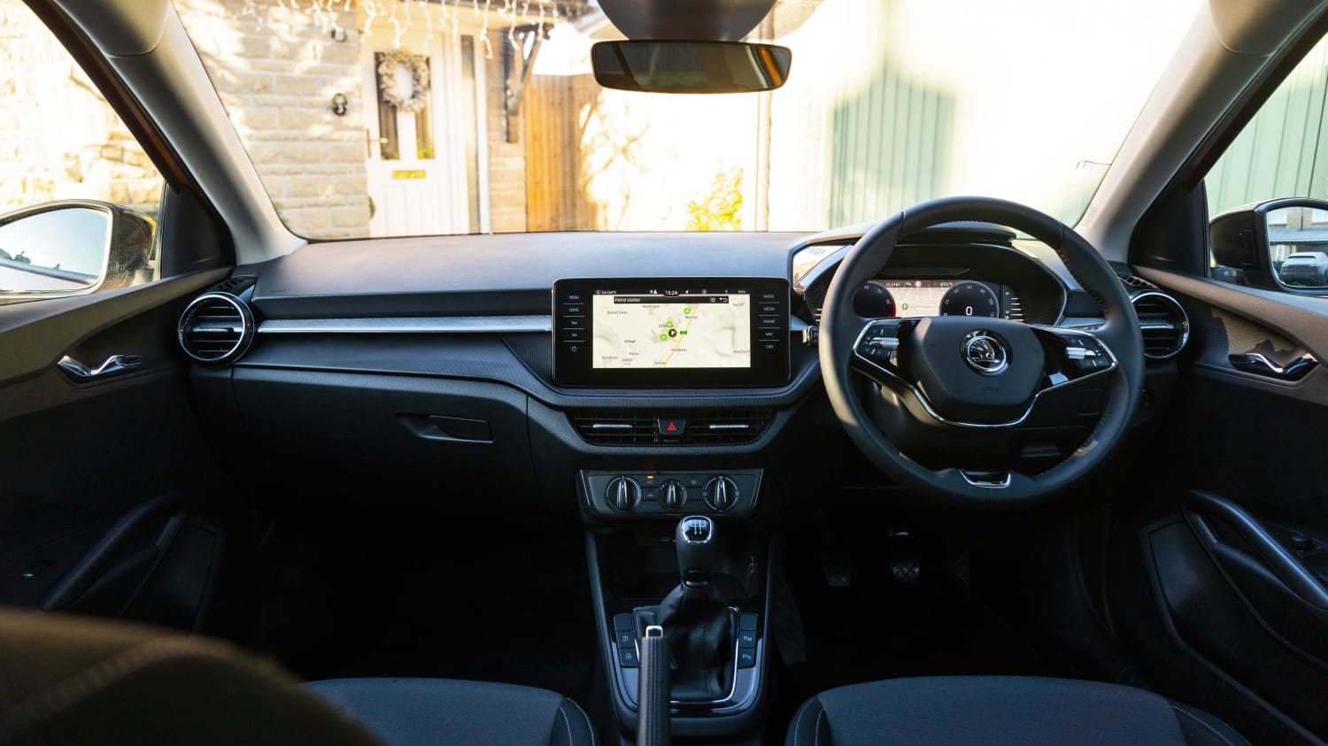 Skoda Fabia Interior Layout & Technology | Top Gear
