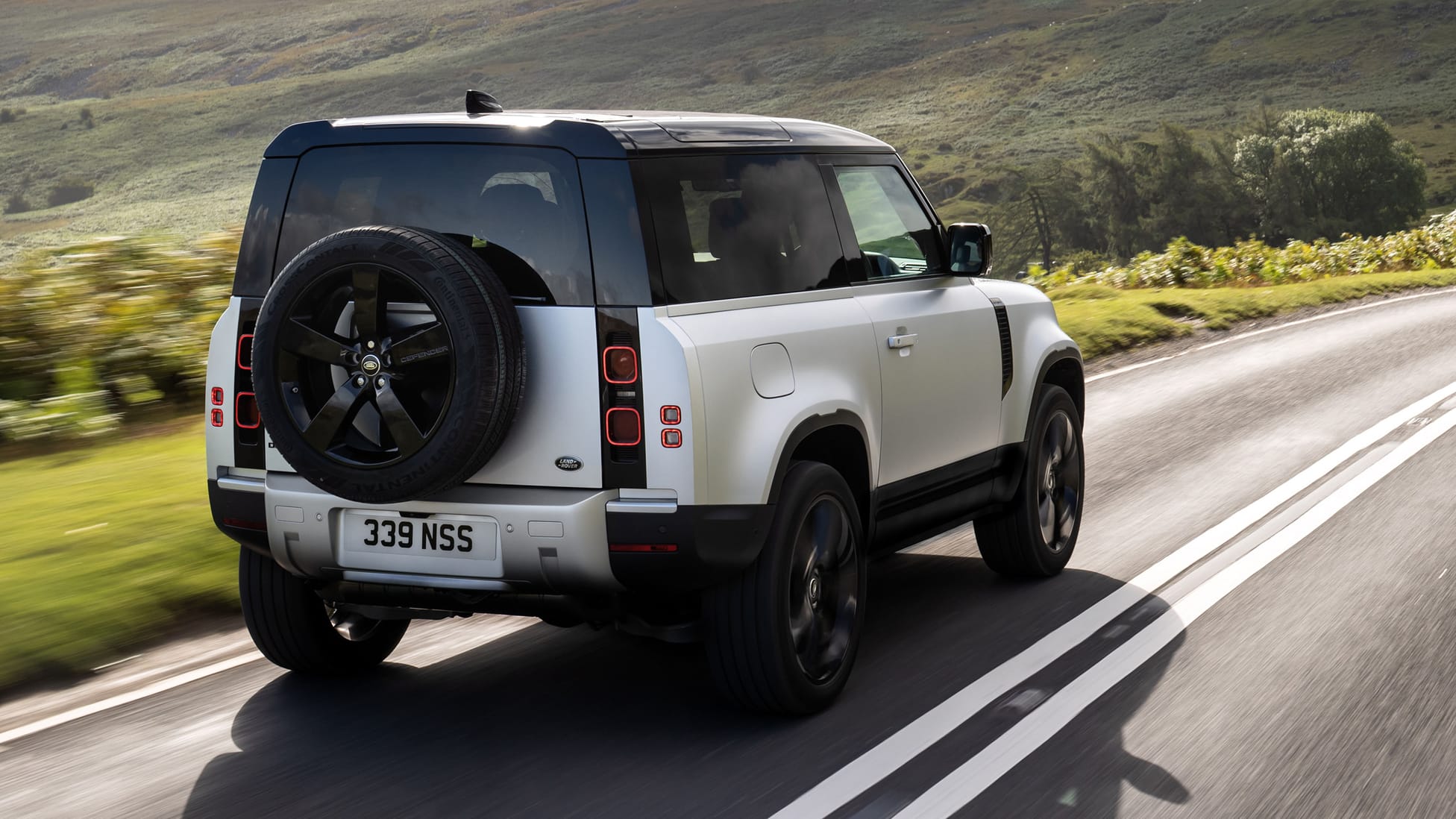 Land Rover Defender 90 Review 2025 | Top Gear