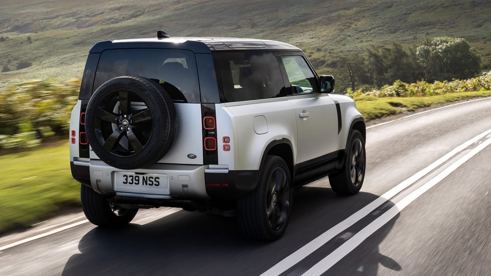 Land Rover Defender 90 Review 2025 | Top Gear