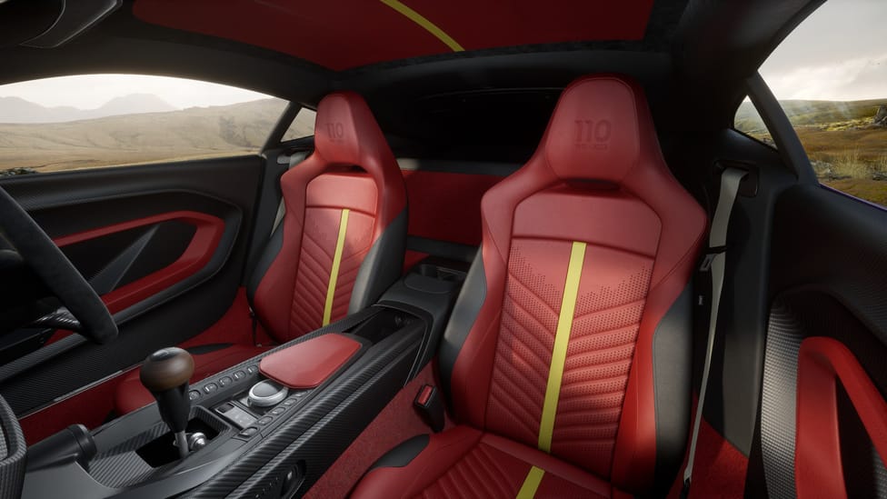 We could spend all day configuring our perfect Aston Martin Valour ...