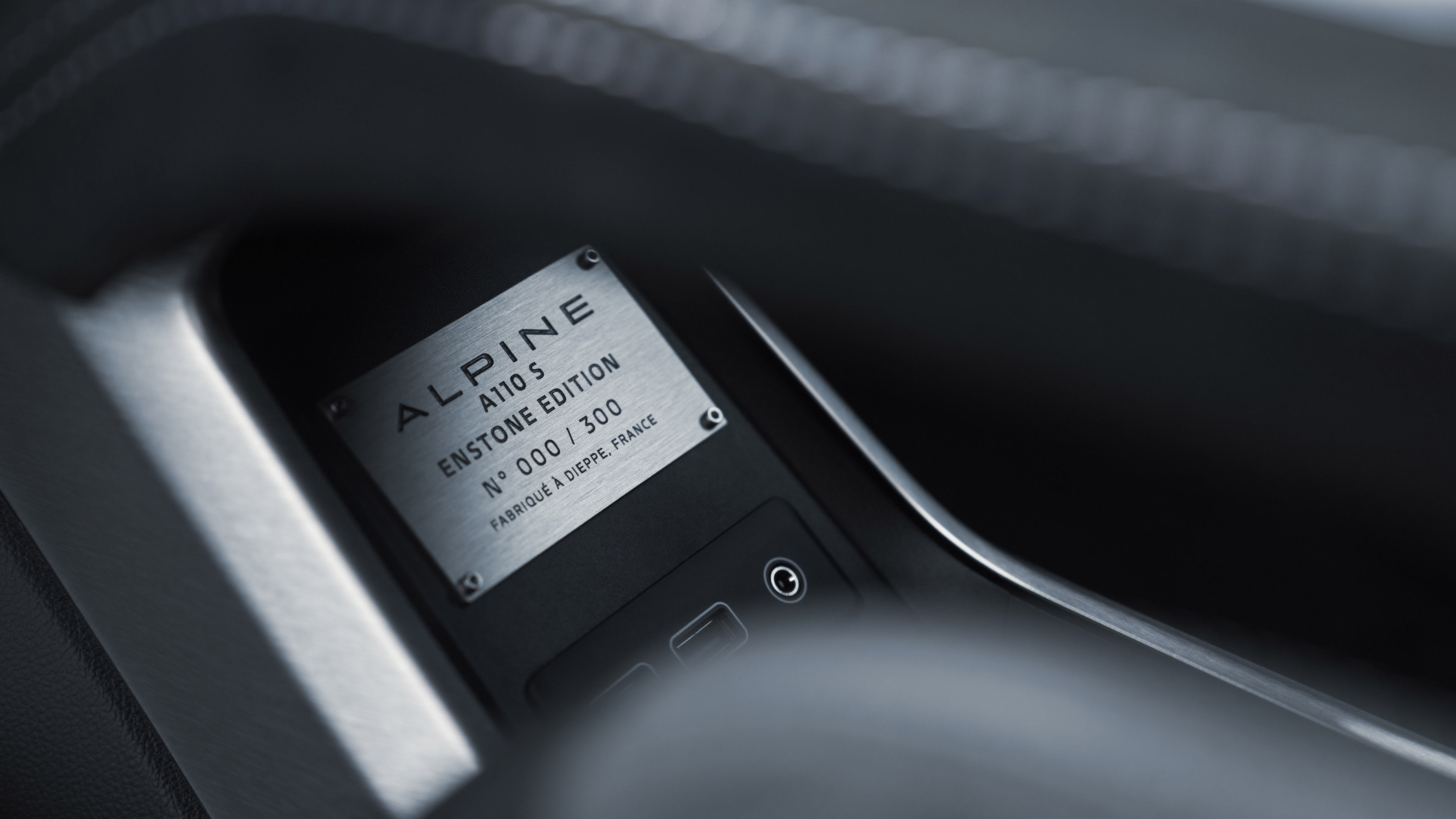 This new A110S Enstone Edition celebrates Alpine’s British F1 factory ...