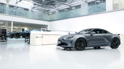 This new A110S Enstone Edition celebrates Alpine’s British F1 factory ...
