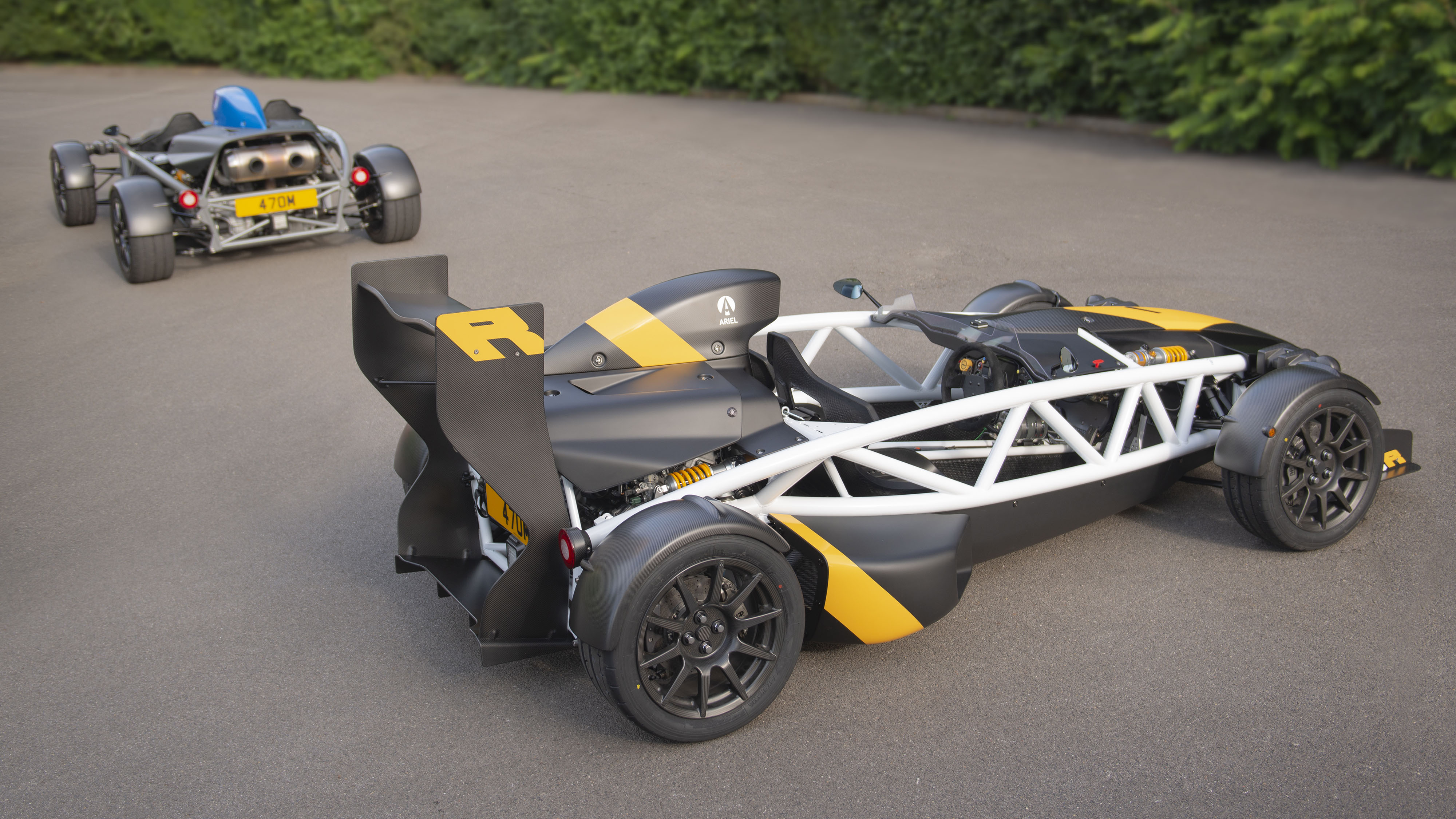 Get ready for the new revolutionary Ariel Atom 4R that hides in its ...