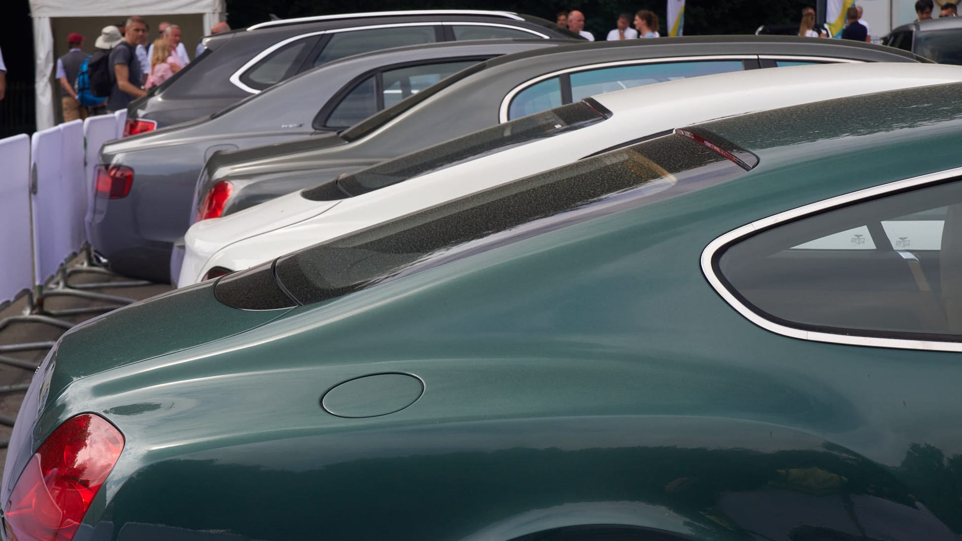 Saying farewell to Bentley's twelve-cylinder engine... in a parade of ...