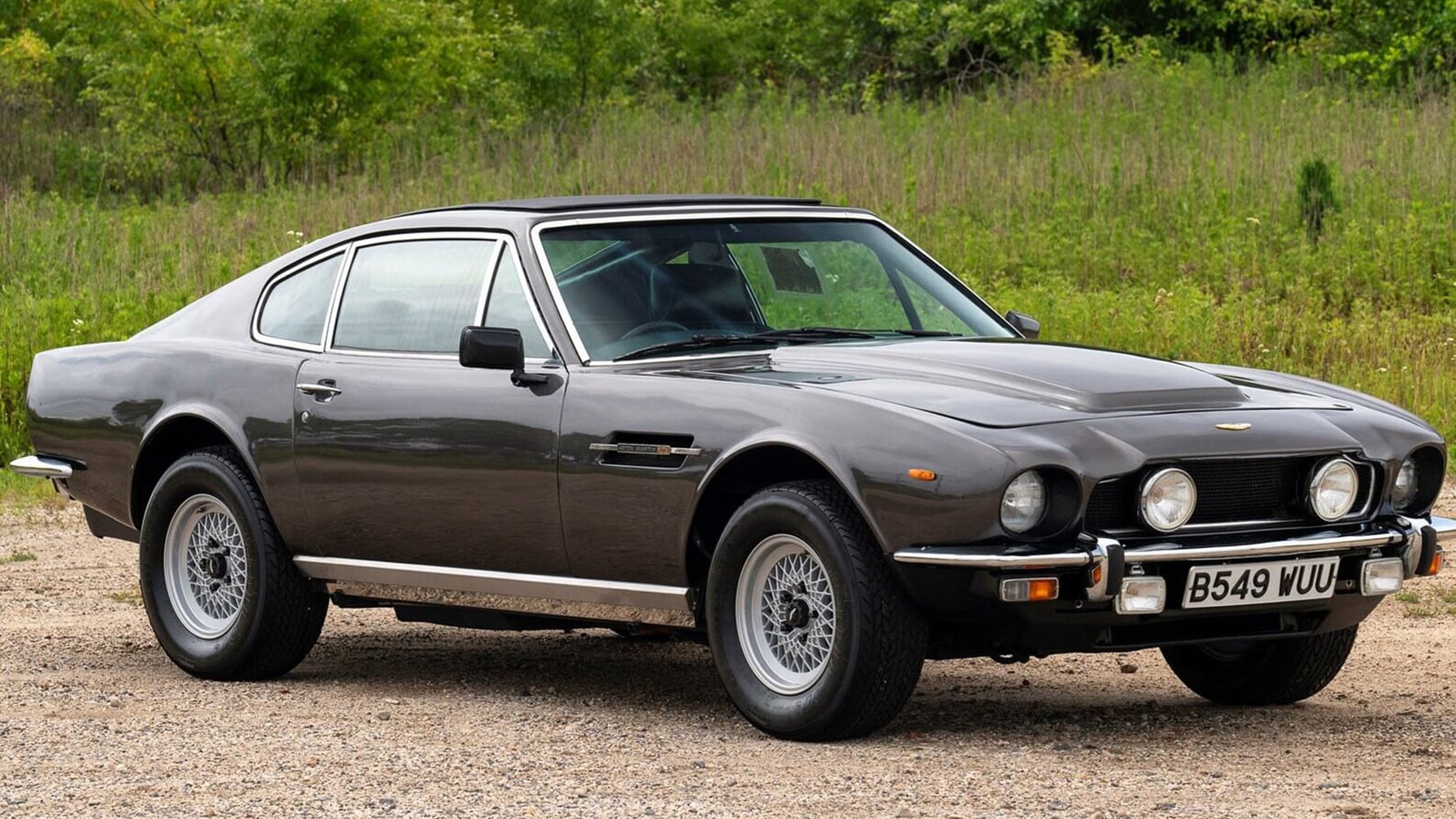 Aston Martin Bond