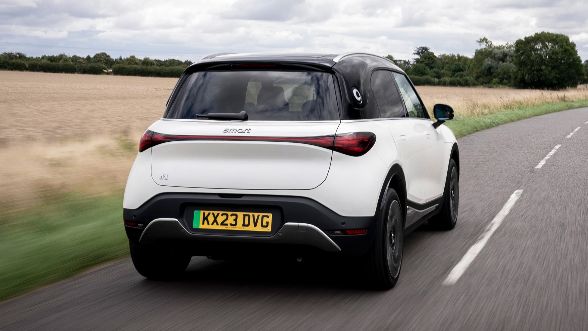 Smart #1 Interior Layout & Technology | Top Gear