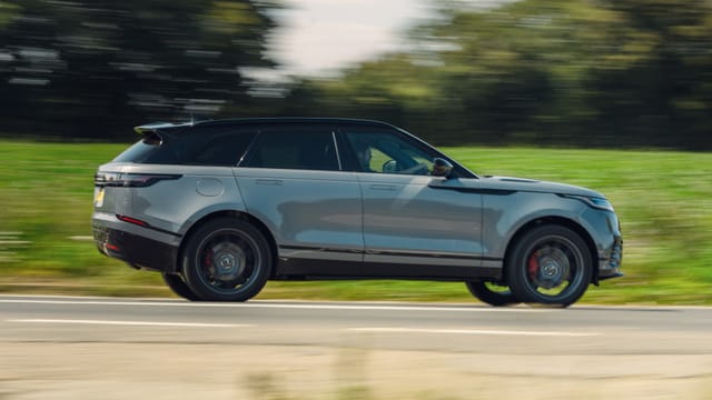 Land Rover Range Rover Velar Interior Layout & Technology | Top Gear