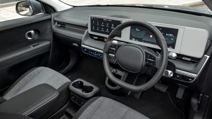 Hyundai Ioniq 5 Interior Layout & Technology | Top Gear
