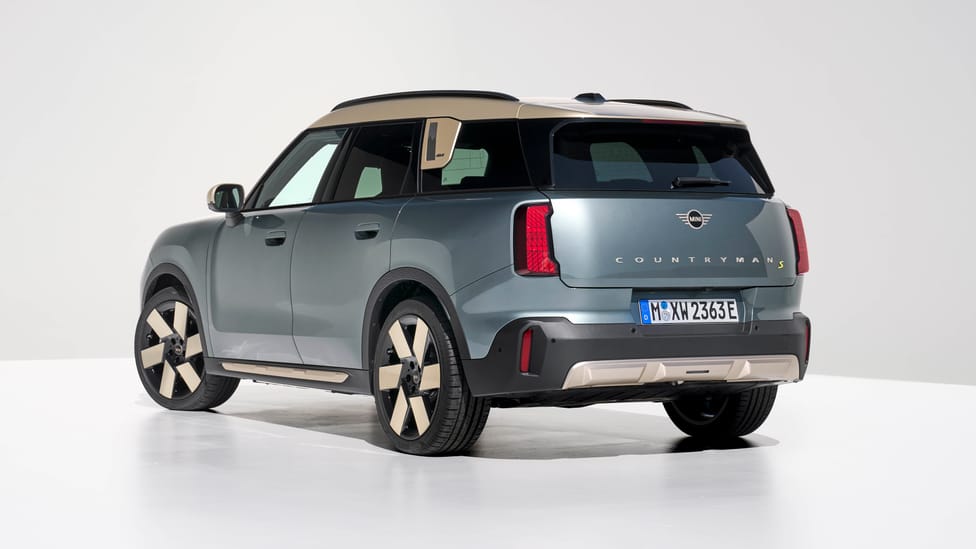 The new Mini Countryman is here, and you can have it as a full EV | Top ...
