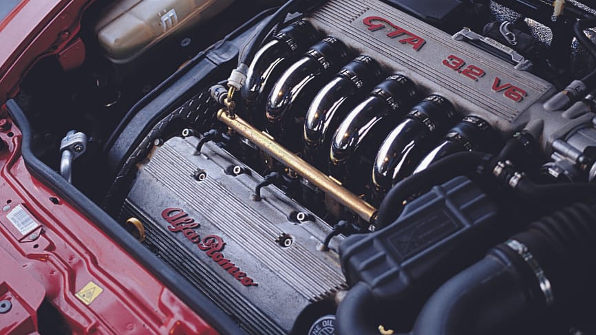 Top Gear’s Top 9: best looking car engines | Top Gear