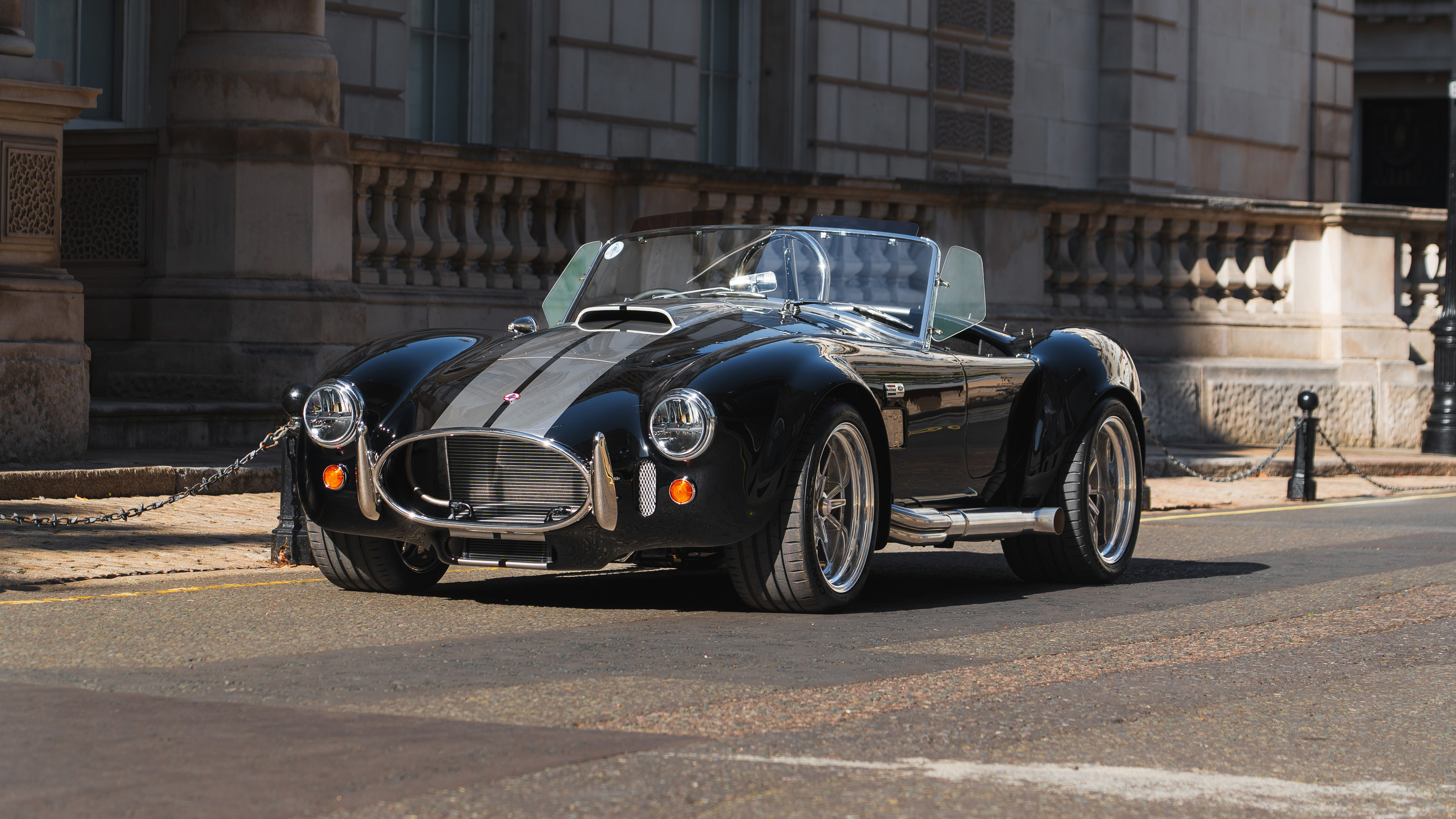 You can now order a new Shelby Cobra in the UK | Top Gear