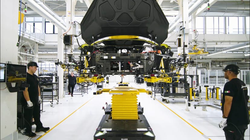 How to make a Lamborghini Revuelto: inside the factory building 1 ...