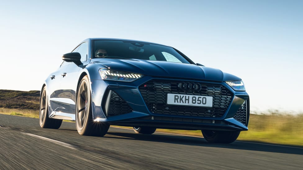 Audi RS7 Interior Layout & Technology | Top Gear