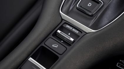 Honda ZR-V Driving, Engines & Performance | Top Gear