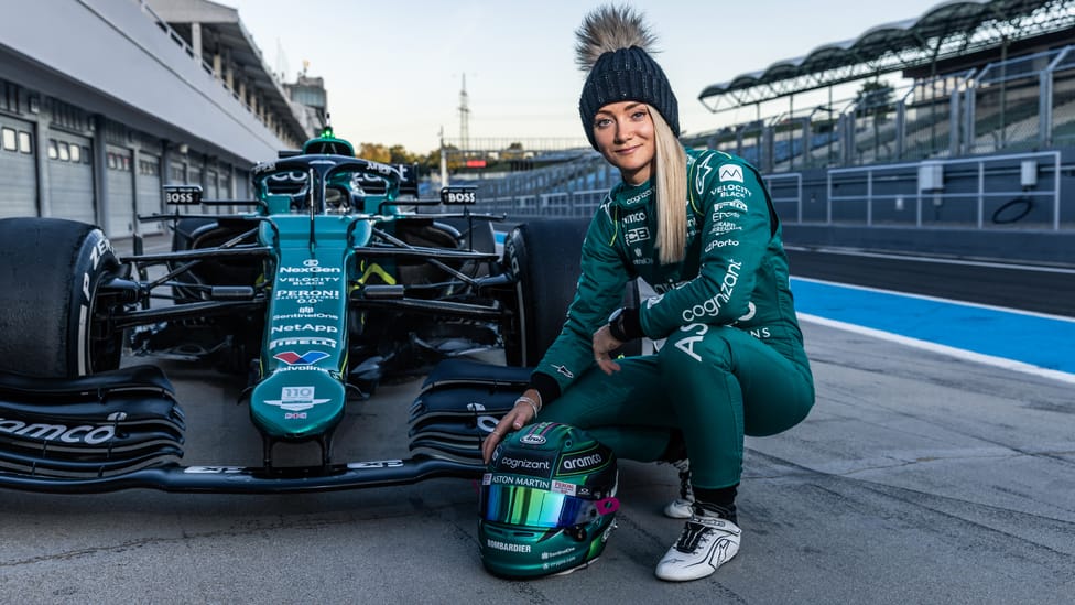 Jessica Hawkins becomes first woman in five years to drive a modern F1 ...