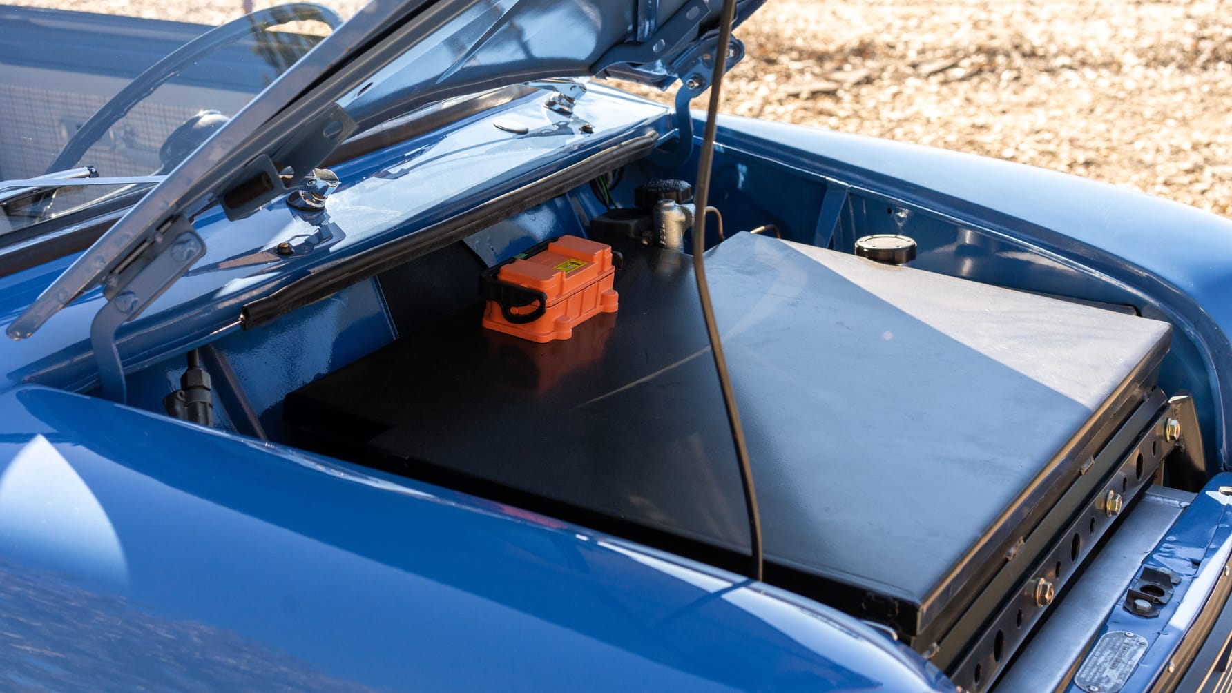 Californian tuner reveals $140k Tesla-powered Mini Cooper EV | Top Gear