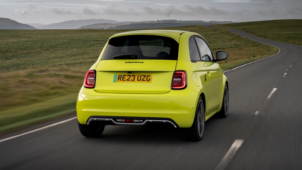 Abarth 500e Driving, Engines & Performance | Top Gear