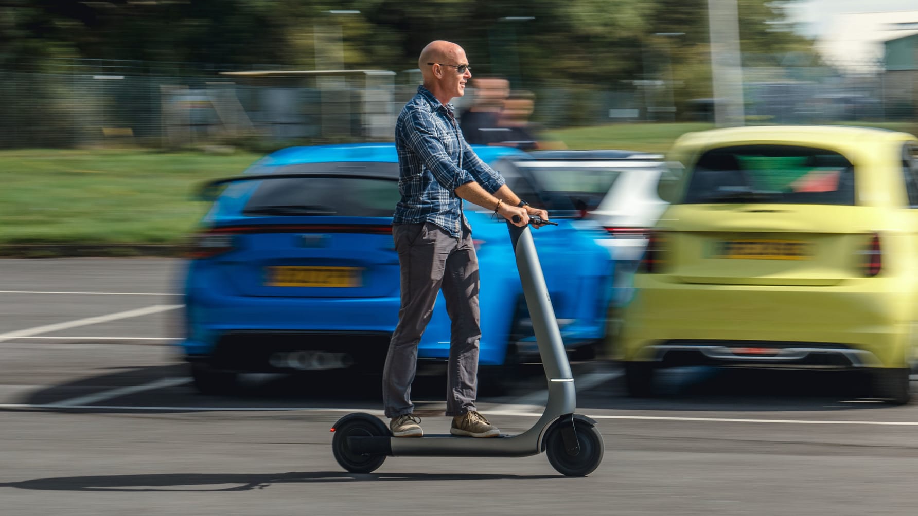 Bo M e-scooter review: a prototype with the range of an electric car ...