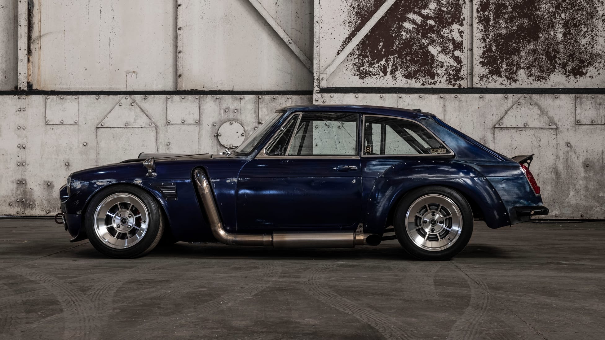 This classic MGB GT with a Jaguar V6 will do 0-60mph in 4.2s | Top Gear