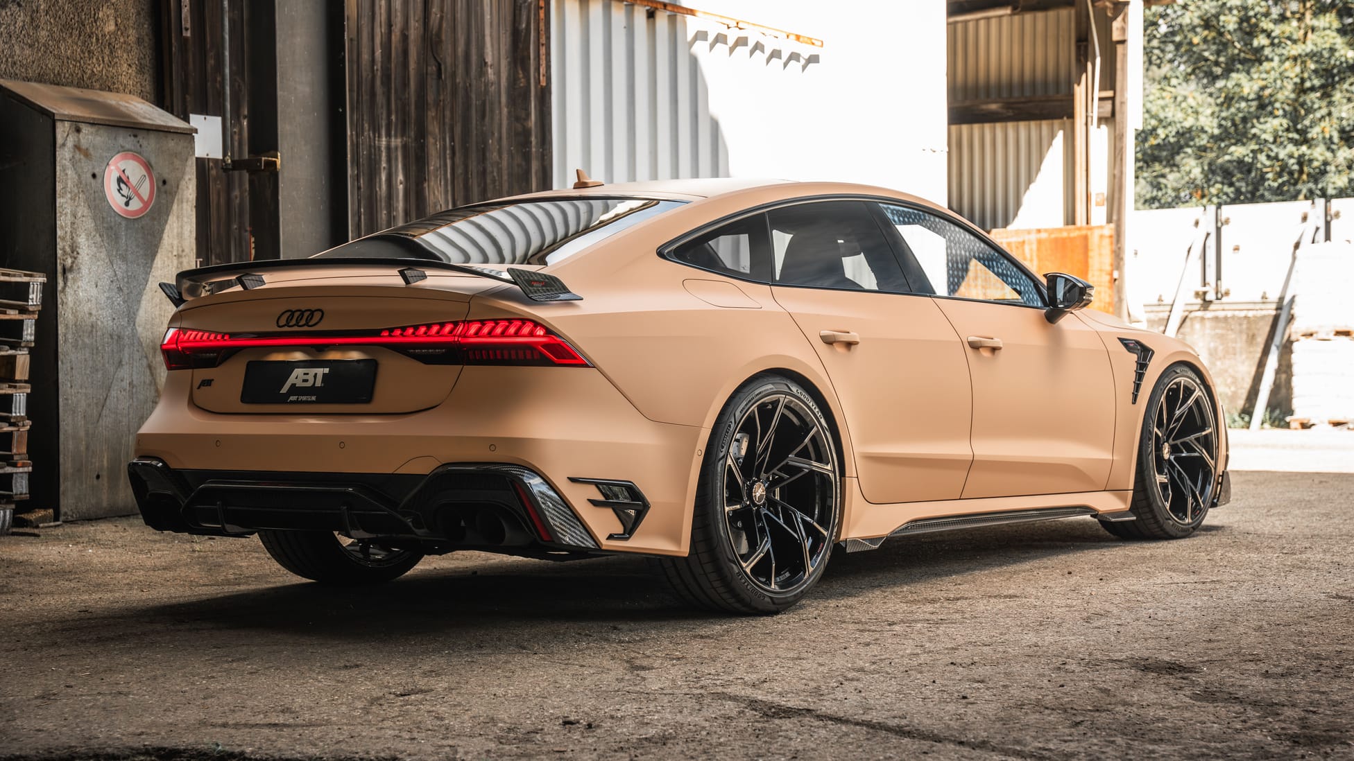 Tuner ABT has gifted the Audi RS7 a beige paintjob… and 986bhp | Top Gear