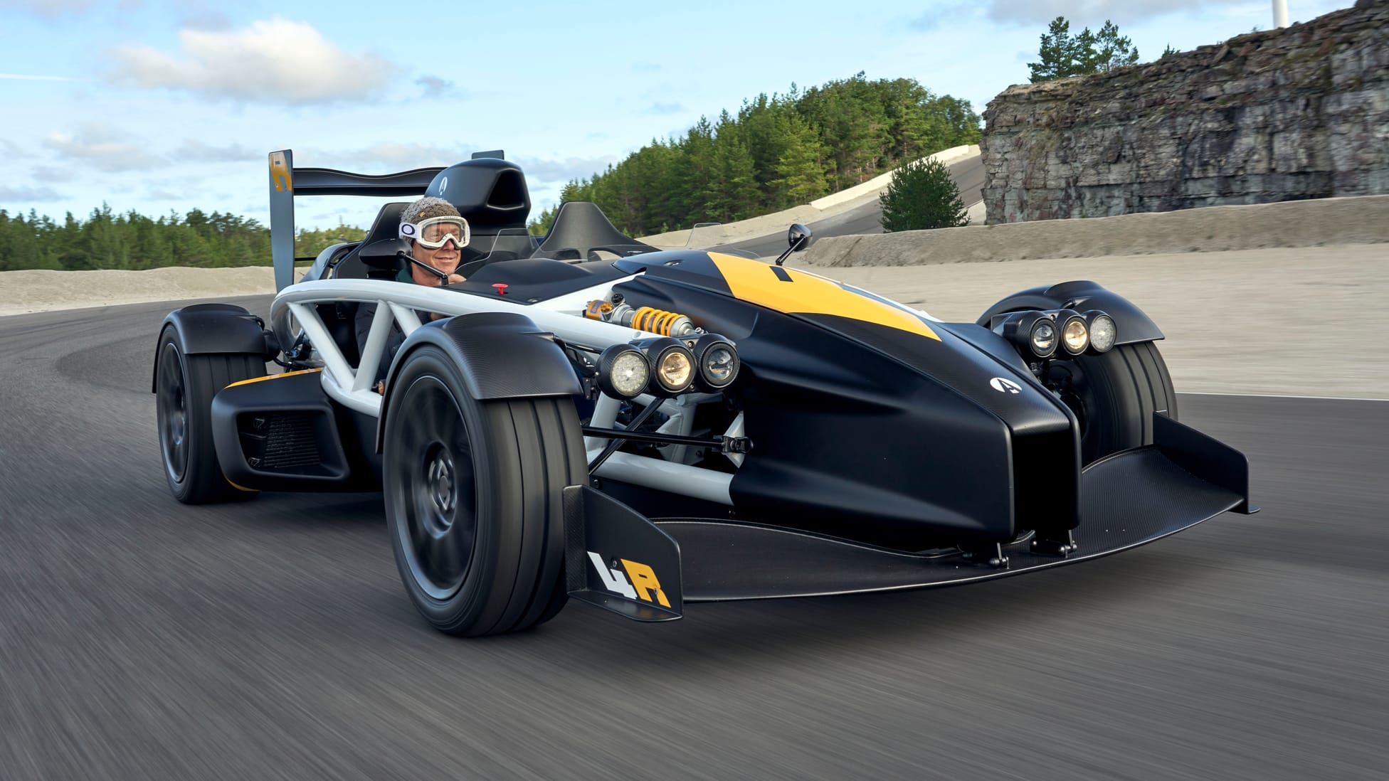 World exclusive Ariel Atom 4R review: a bonkers loon that just wants to ...