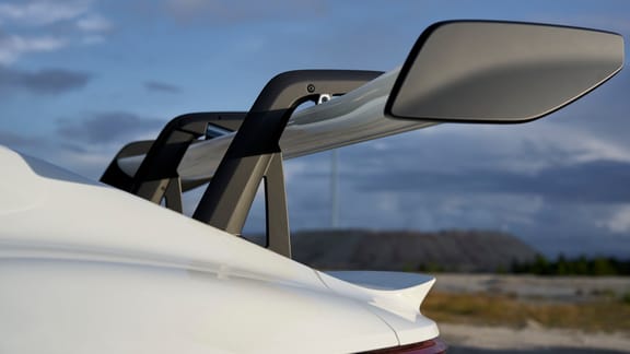Here's how the aero works on the Porsche 911 GT3 RS | Top Gear