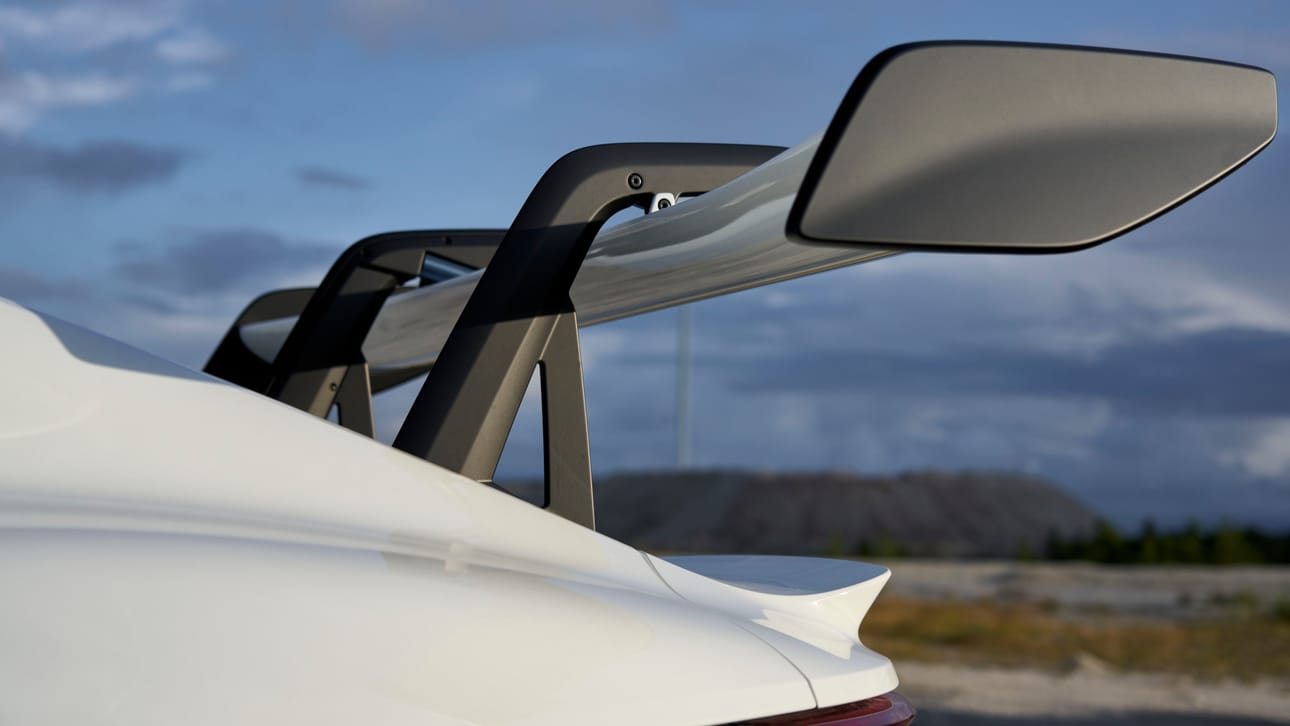 Here's how the aero works on the Porsche 911 GT3 RS | Top Gear