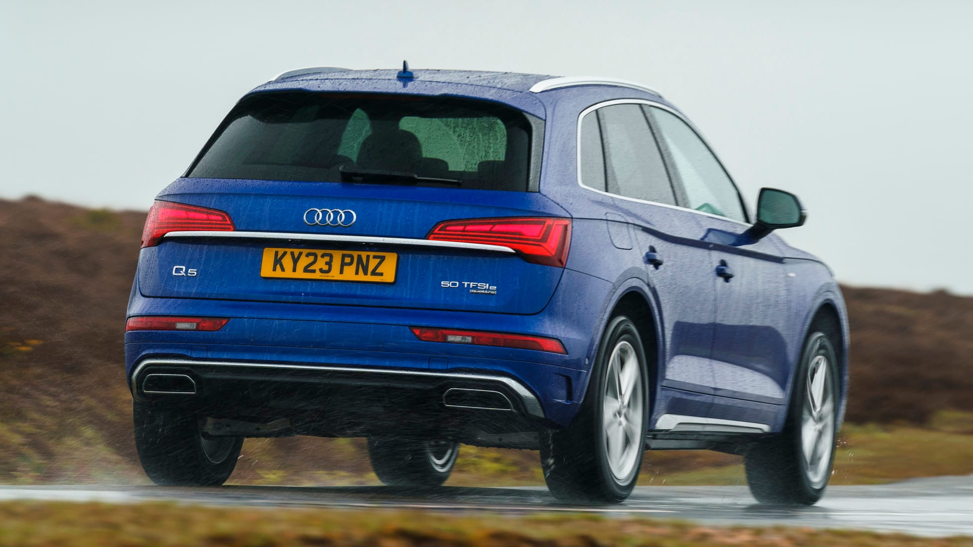 Audi Q5 Review 2025 | Top Gear