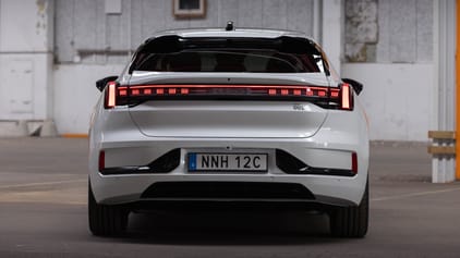 Zeekr 001 review: a budget alternative to the Porsche Taycan Sport ...