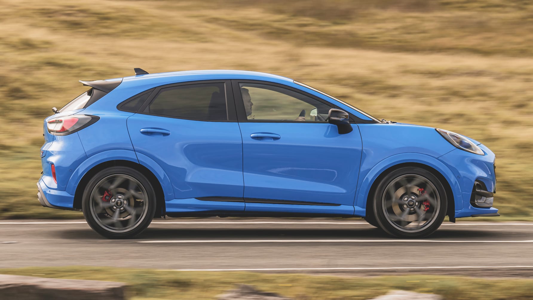 Ford Puma ST Interior Layout & Technology | Top Gear