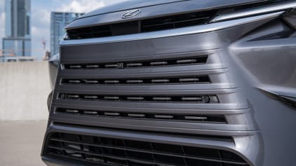 Lexus TX (US) Interior Layout & Technology | Top Gear