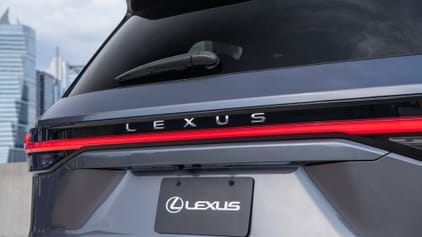 Lexus TX (US) Interior Layout & Technology | Top Gear