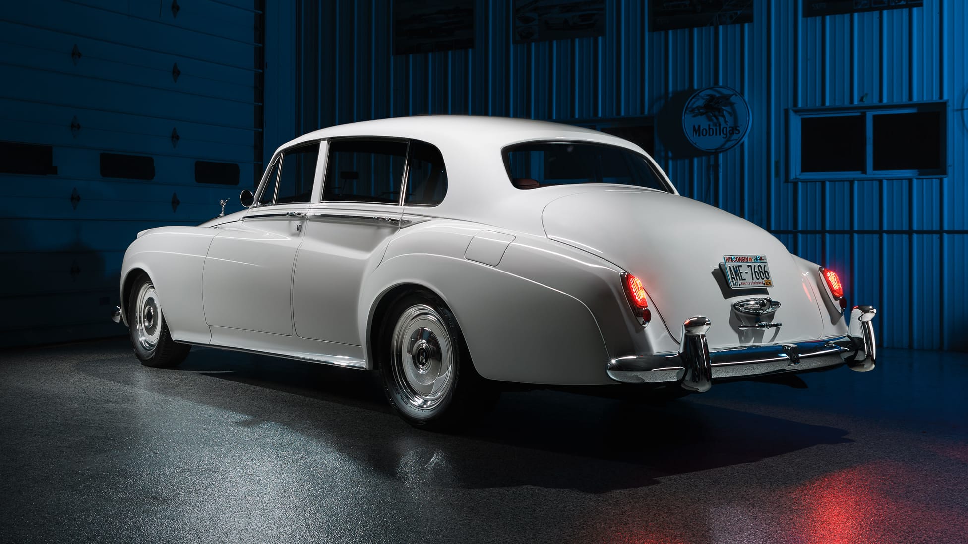Ringbrothers reveals classic Rolls-Royce with a 640bhp supercharged GM ...