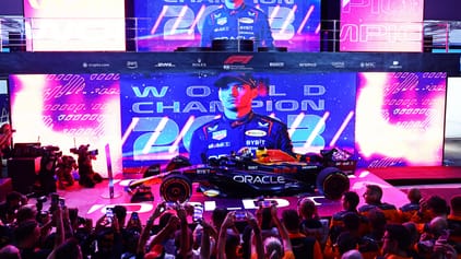 Max Verstappen is F1 world champion for a third time! | Top Gear