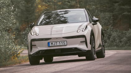 Zeekr X review: a slightly bonkers, constantly bonging family crossover ...