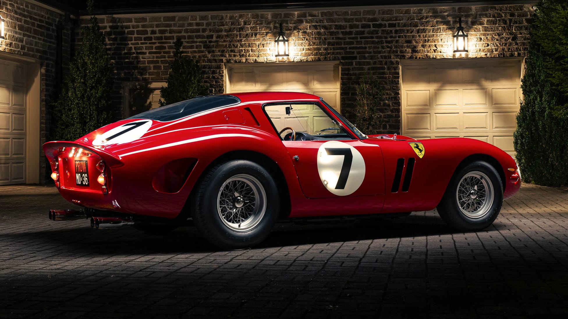 Mamma mia! 250 GTO smashes Ferrari auction record with £42 million sale ...