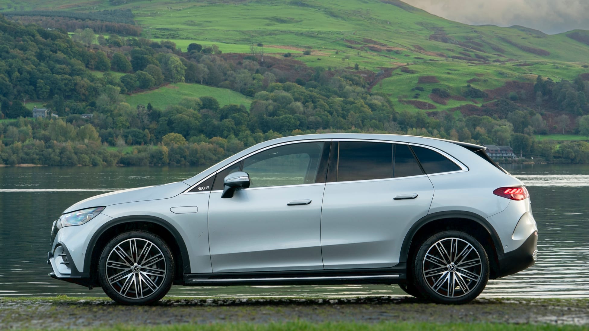 Mercedes-Benz EQE SUV Review 2026 | Top Gear