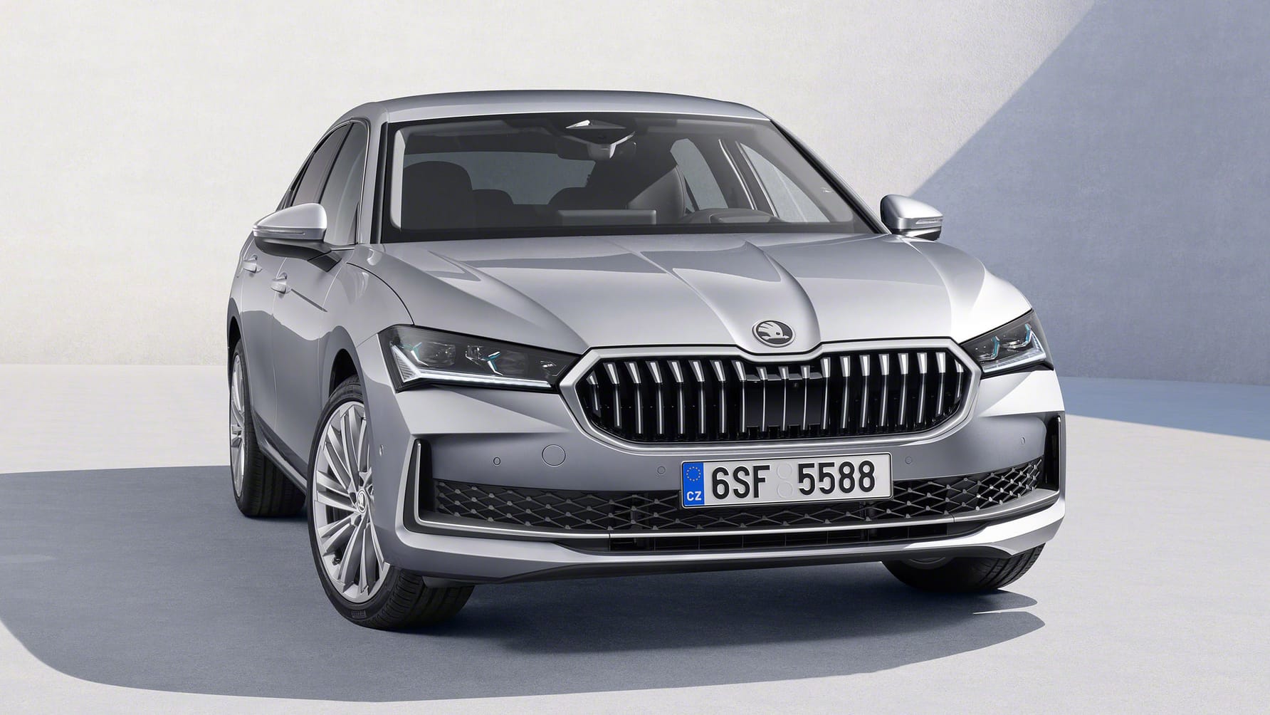 Move over Tardis, the new Skoda Superb estate and hatch are here | Top Gear