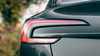 Tesla Model 3 Interior Layout & Technology | Top Gear