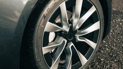 Tesla Model 3 Interior Layout & Technology | Top Gear