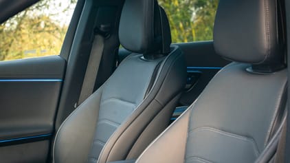 Mercedes-Benz E-Class Interior Layout & Technology | Top Gear