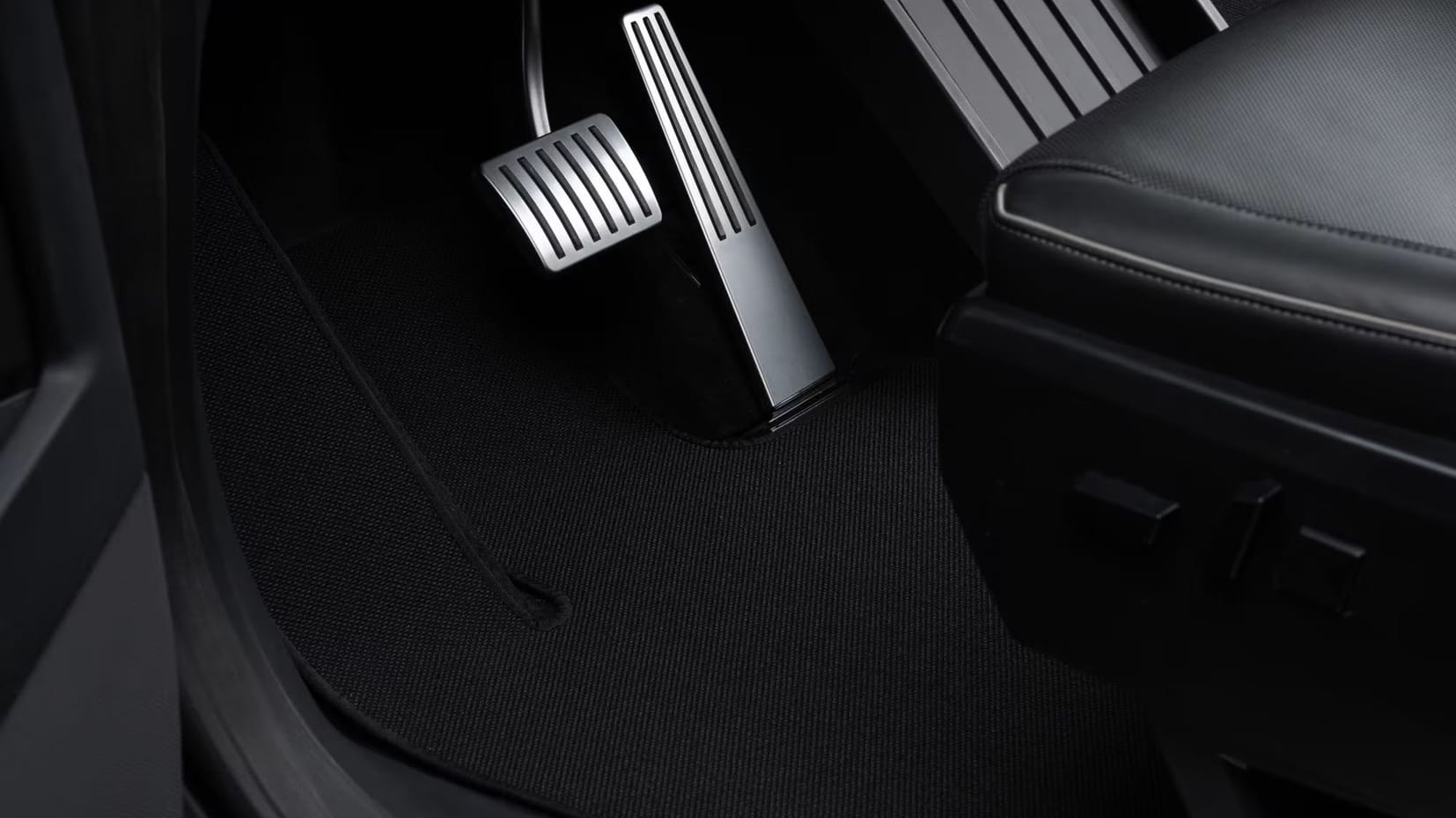 Here’s a list of all the accessories available for the Tesla Cybertruck ...