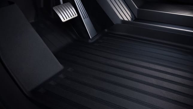 Here’s a list of all the accessories available for the Tesla Cybertruck ...