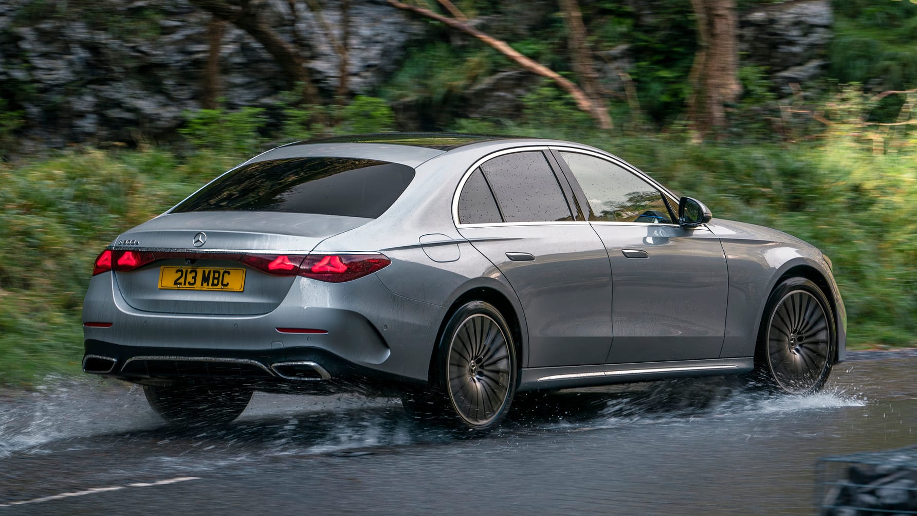 Mercedes-Benz E-Class Interior Layout & Technology | Top Gear