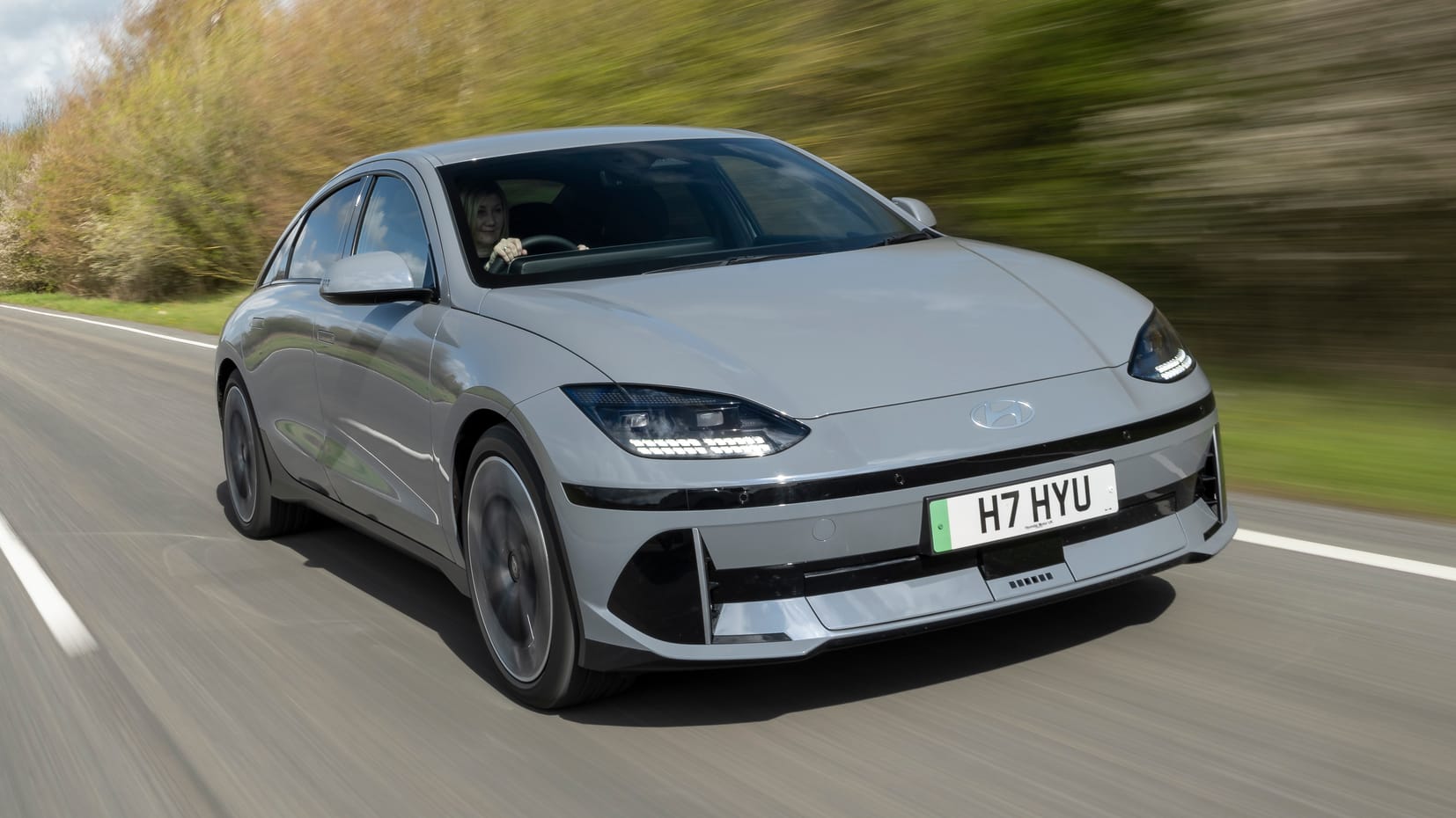 Here are 10 of the best long range electric cars you can buy in the UK ...