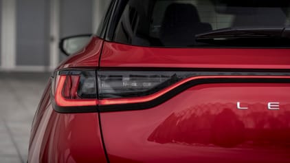 Lexus LBX Driving, Engines & Performance | Top Gear