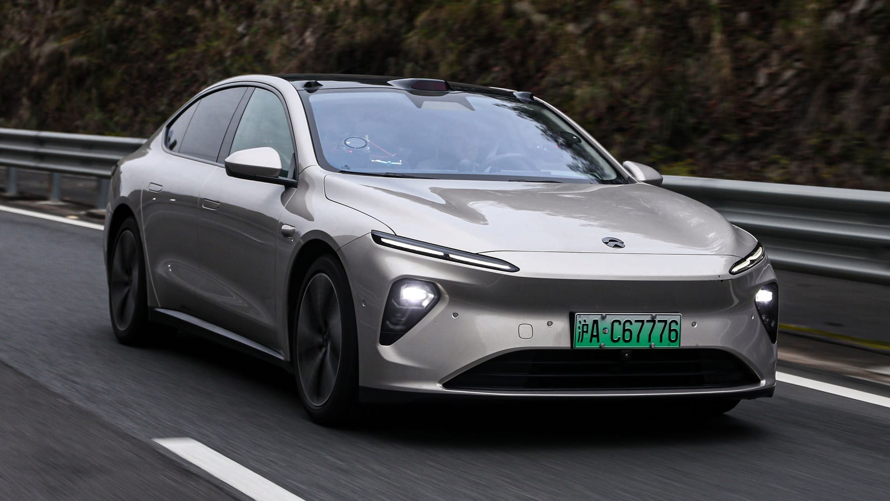 The Nio ET7 just completed a 648-mile journey on a single charge | Top Gear